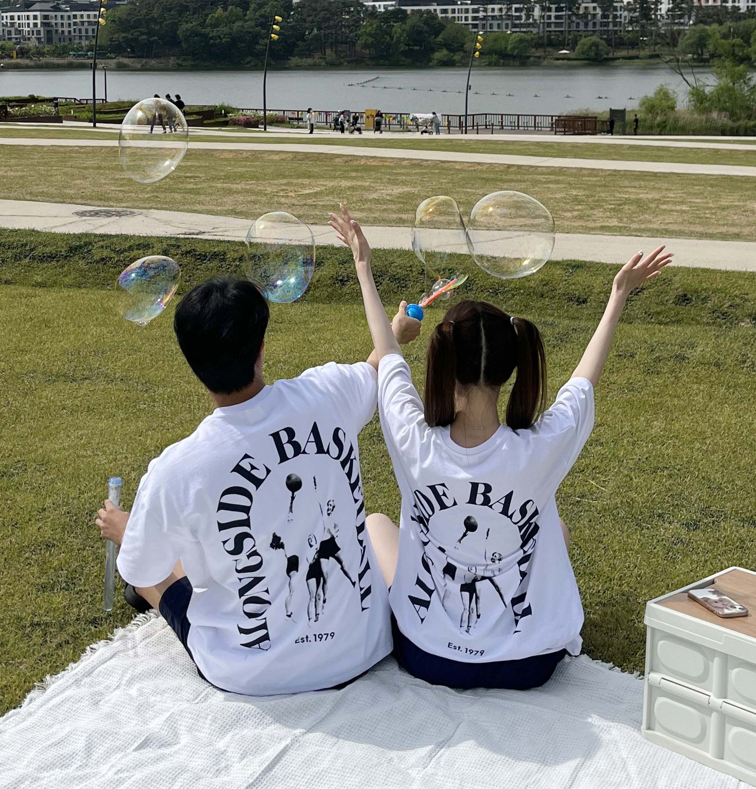 엄라이브 초특가세트가능 남녀공용 수피마 원단 반팔 티셔츠 여름 커플 반바지 휴가 스윔 와샤 팬츠 바람막이 트레이닝 세트 데일리 커플룩 시밀러룩 여행 바다 바캉스룩