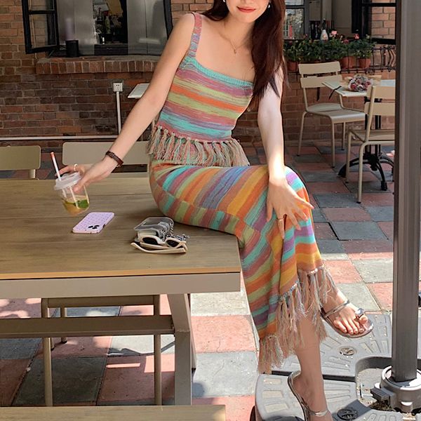 데일리언니 코디세트레인보우 스트라이프 나시니트 술 롱스커트 투피스 세트 하객투피스 하객룩 여성투피스 반바지투피스 니트스커트
