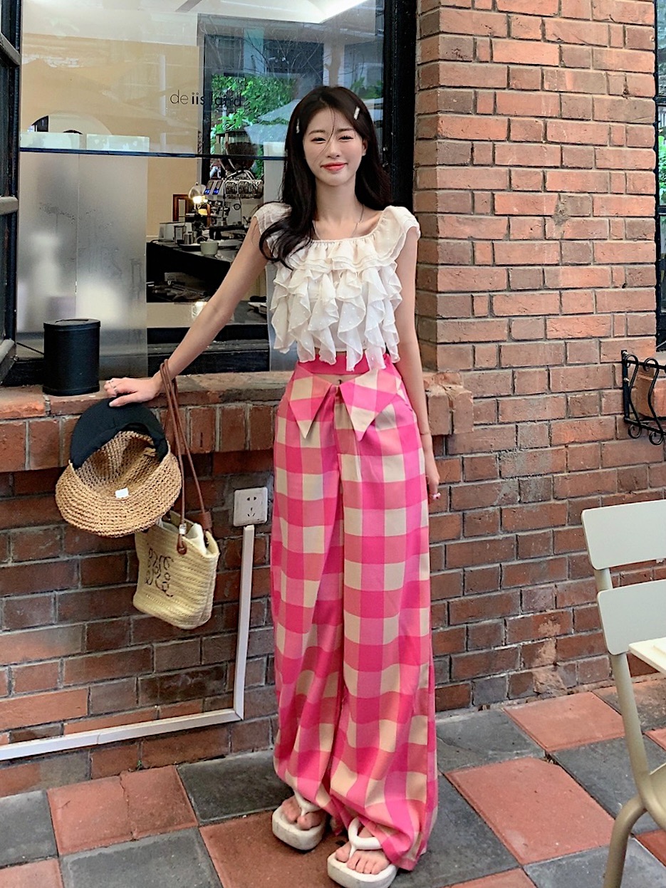 블롱뮤 레트로 핑크 체크 와이드 팬츠 로우 라이즈 러블리 페미닌 빈티지 하이틴 무드 체크 무늬 패턴 힙한 유니크 레트로 스트레이트 하이 웨스트 귀여운 캐주얼 홍대 합정