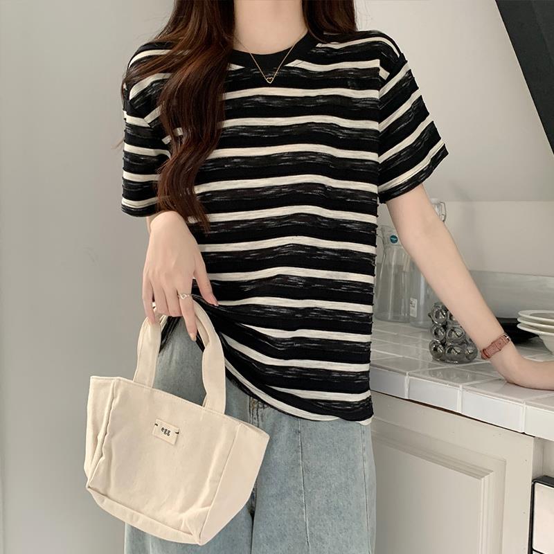 베이지하루 스트라이프 티셔츠 반팔티 줄무늬 루즈핏 여름티 티셔츠 면티 기본티 심플 베이직 봄옷 이너 탑 상의 라운드넥 30대 40대 여성 여자 레이디 바캉스룩 리조트룩 여행