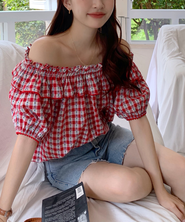 러플 투웨이 오프숄더 루즈핏 레드 체크 퍼프 반팔 블라우스 레트로 복고풍 넉넉한핏 여유핏 여름 화사한 러블리 사랑스러운 입기