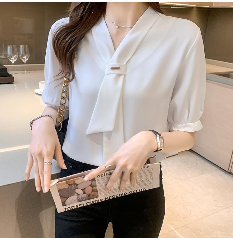 베이지하루 하객룩 필수템 화이트 핑크 실크 타이넥 반팔 블라우스 브이넥 슬림핏 여름 가을 간절기 여성 여자 셔링 주름 셔츠 남방 정장 세미룩 기본 탑 상의 결혼식