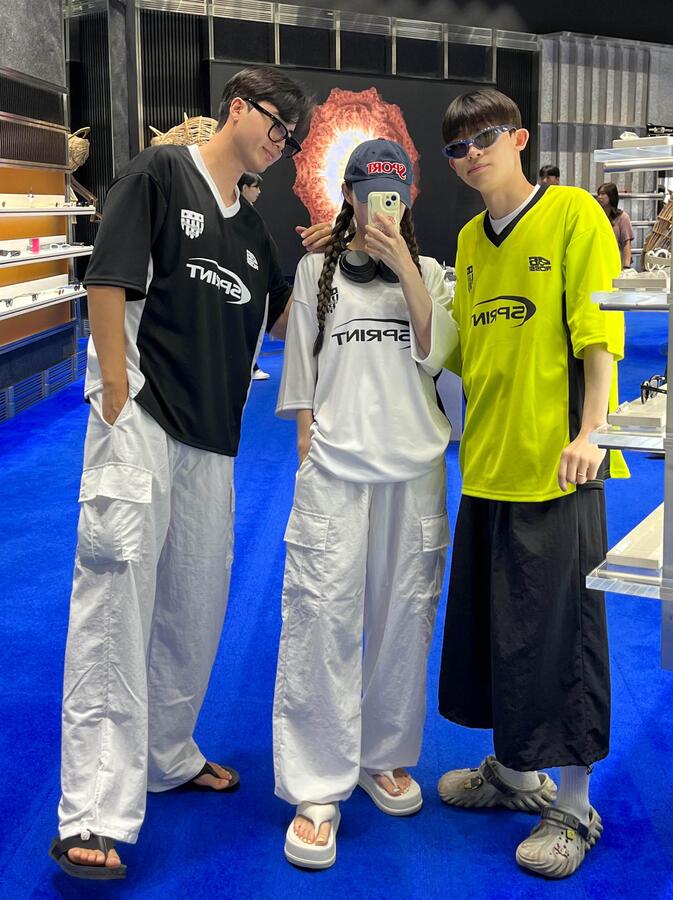 엄라이브 특가 세트가능3컬러 남녀공용 쿨링 매쉬 원단 오버핏 박스티 스프린 여름 티셔츠 스트릿 유니폼 Y2k 져지 아노락 카고 와이드 롱 팬츠 트레이닝 세트 커플룩