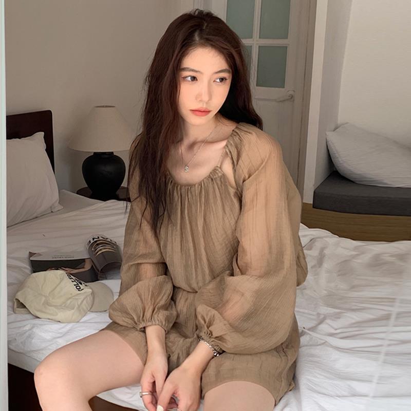 베이지하루 안입은듯 쿨 셋업 시스루 상하세트 Setup 한벌 여름 긴팔 숏팬츠 반바지 유넥 밴딩 셔링 주름 여자 여성 가을