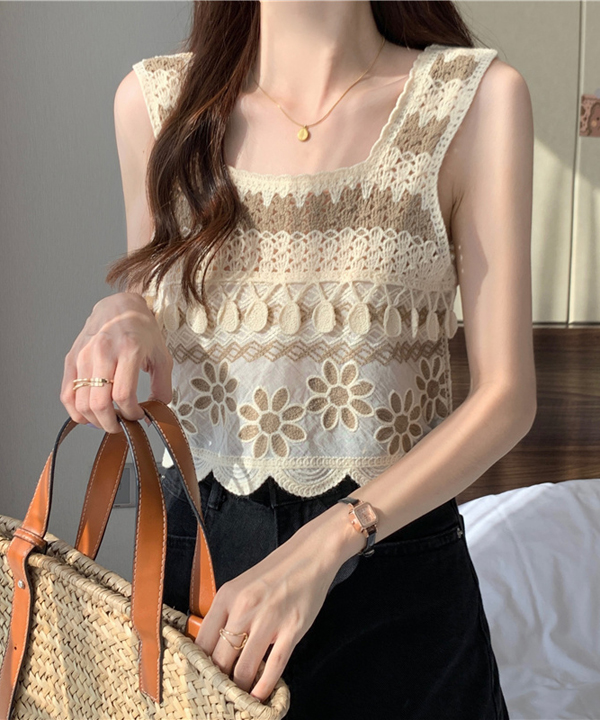 포앤바이앤 시즌오프 세일 빠른 출발 그린 크로셰 민소매 크롭탑 스퀘어넥 슬리브리스 스트라이프 플라워 레이스 슬림핏 숏