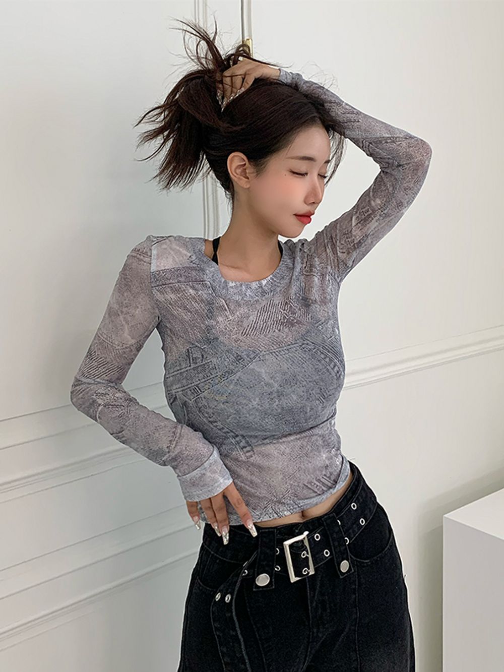 루미에르 간지나지 그레이 긴팔티 시스루 백리스 뒷트임 트임 여름 반팔 여름티셔츠 스판티 스판 기본티 타이다이 나염 레이스 오프숄더 긴팔티셔츠 여름티 가을 가을티셔츠