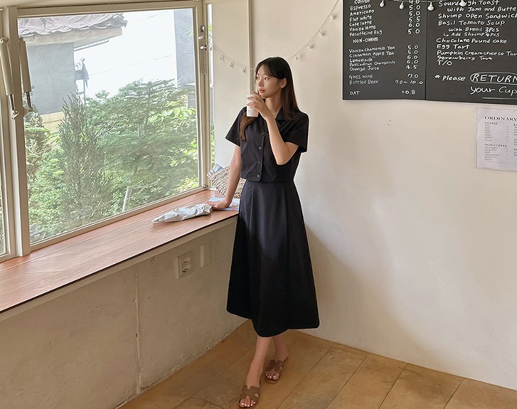 샤키디안 크롭 셔츠 뒷밴딩 스커트 투피스 세트 여름 신상 데일리 데이트 썸머룩 하객룩 오피스룩 바캉스룩 여행룩 여름투피스 여름세트 상하세트 여름하객룩 여름셋업 반팔셔츠