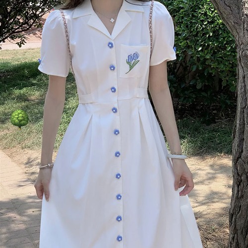 슈팅스타 러블리 플라워 버튼 자수 퍼프소매 허리 주름 카라넥 원피스 325765