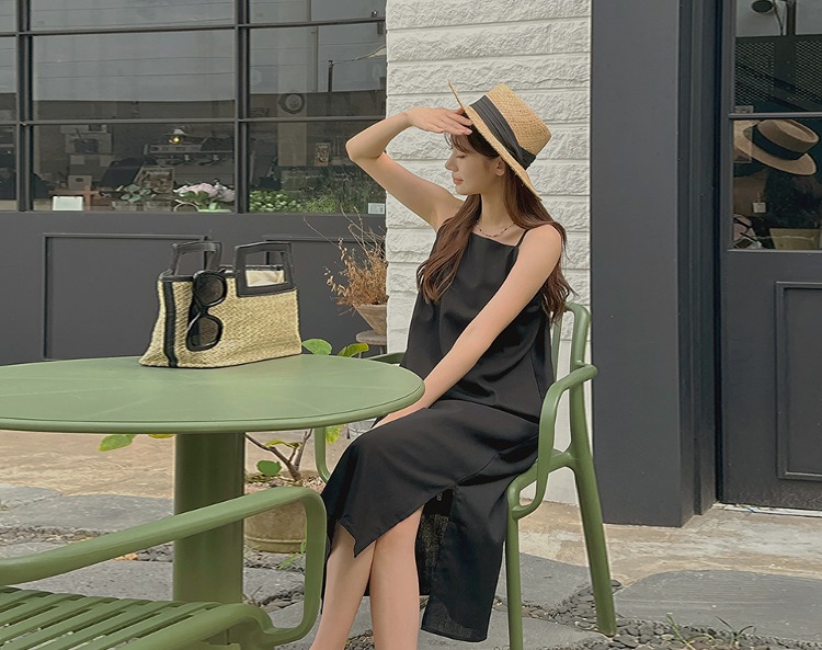 리리앤코 르니엘느 린넨 뒷밴딩 옆트임 나시 롱 원피스 끈조절 여름 신상 썸머룩 데일리룩 바캉스룩 여행룩 휴양지룩 휴가룩 공항룩 데이트룩 캐주얼룩 린넨원피스 나시원피스