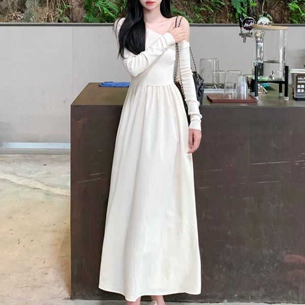 데일리언니 언발 오프숄더 플레어 롱원피스 데일리룩 데이트룩 휴양지 바캉스 여신룩 여리여리 러블리 소개팅룩 하객룩 모임룩