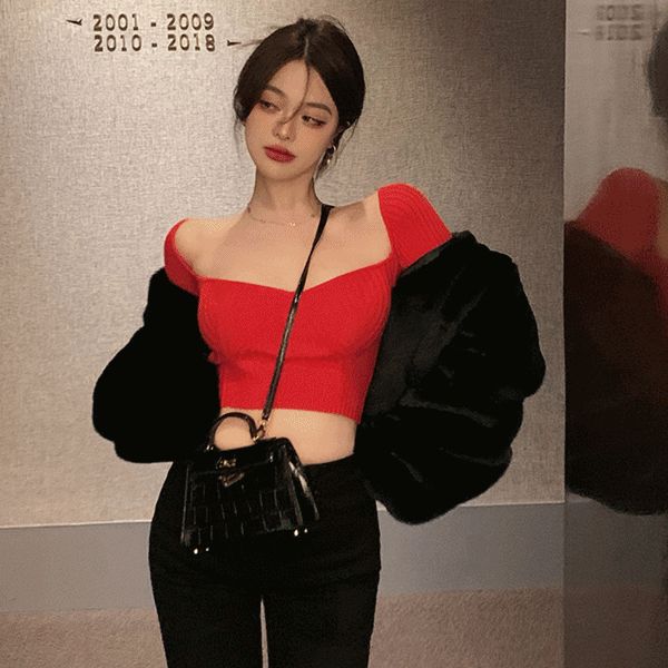 스퀘어넥 슬림핏 크롭 니트 티셔츠 데이트 캐주얼코디 러블리 데일리 벚꽃 봄 가을 간절기 오피스 출근룩