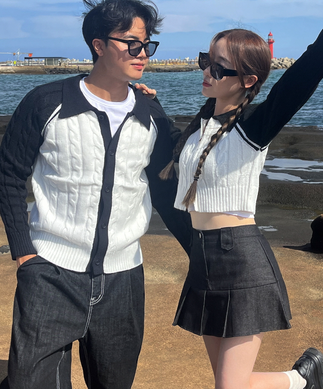 엄라이브 단독 3컬러2사이즈세트가능 커플 시밀러룩 배색 가을 겨울 니트 남녀공용 가디건 여자 크롭 투웨이 카라 집업 니트 커플룩 데일리룩 데이트룩 미니 테니스 스커트