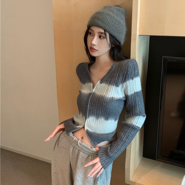 브이넥 배색 스트라이프 집업 가디건 카디건 봄 가을 오피스룩 예쁜 코디 데이트 데일리 캐주얼 러블리 결혼식투피스