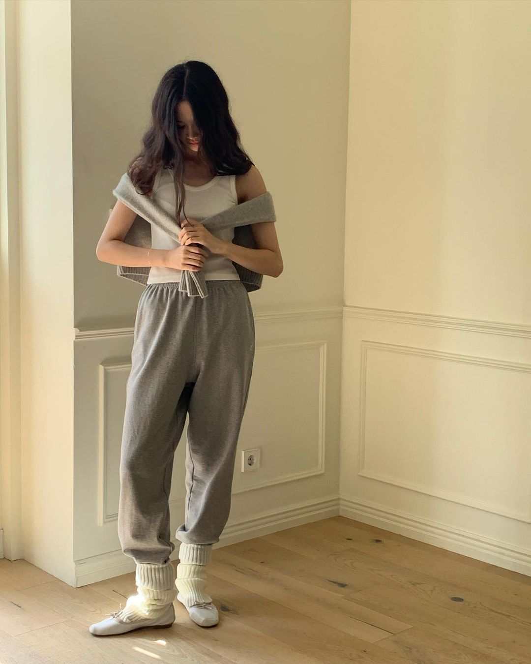 어베인 리에뜨 riette 틴 나시탑 민소매 슬리브리스 (2c)