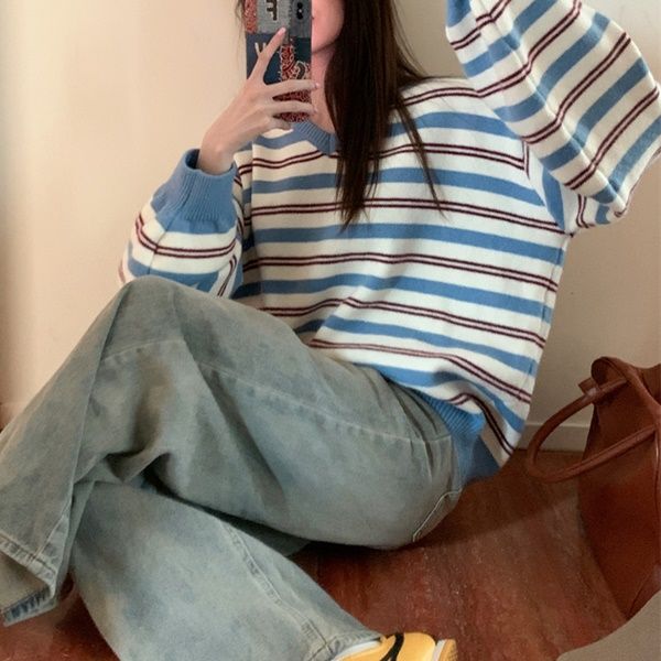 데일리언니 브이넥 스트라이프 니트 티셔츠 결혼식투피스 하객 가을 데이트 데일리 오피스룩 니트티 오피스룩 캐주얼 러블리 봄 맨투맨 카디건