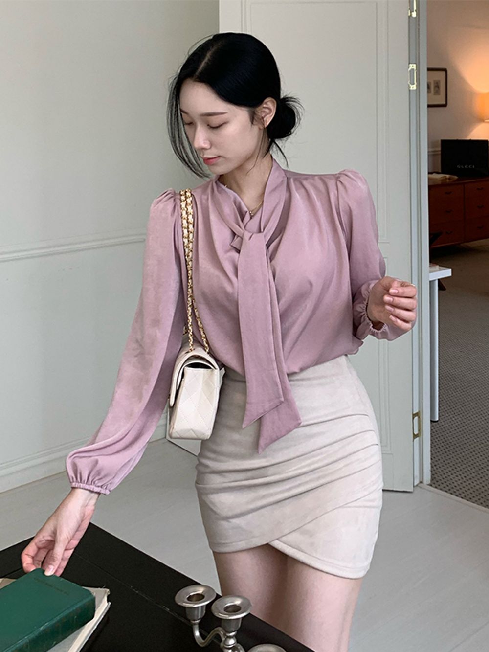 루미에르 저세상 퀄리티🔥 멜린 타이블라우스 하객룩 블라우스 가을블라우스 겨울블라우스 봄블라우스 긴팔블라우스 퍼프블라우스 쉬폰블라우스 오프숄더 블라우스 수입의류 긴팔