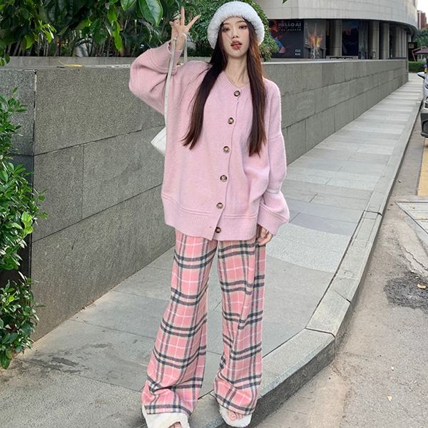 데일리언니 코디세트루즈핏 가디건 라운드넥 버튼 니트 가디건 체크 모직 와이드 스트레이트 팬츠 캐주얼 러블리 하객룩 상견례 결혼식 간절기 데이트 데일리 오피스룩 셋업 Set