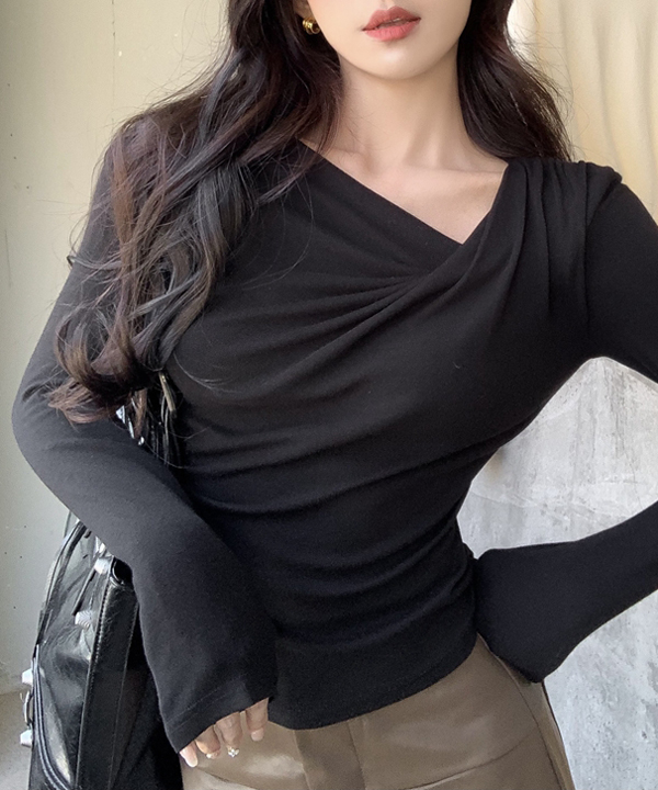 포앤바이앤 은근섹시 캐시미어 티셔츠 드레이프 셔링 사선 브이넥 쇄골오픈 직각어깨 긴팔 면 캐시미어 슬림핏 티셔츠 겨울 부드러운 따뜻한 여성스러운 페미닌 우아한 오피스