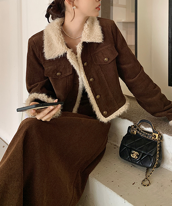 포앤바이앤 오늘출발 시즌오프 세일브라운 L 코듀로이 자켓 스커트 투피스 양털 안감 카라넥 싱글버튼 버클 숏 크롭 일자 자켓 And 하이웨스트 핀턱 플리츠 주름