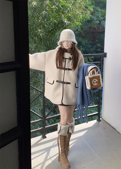 둥실코코 🤎유니크 코지 후드 양털 코트 겨울 뽀글이 후리스 떡볶이 페이크퍼 덤블 오버핏 무스탕 하프 더플 빅사이즈 77가능 미디 화이트 아우터 점퍼 자켓