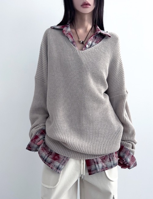 로웨어 bulky over v neck knit