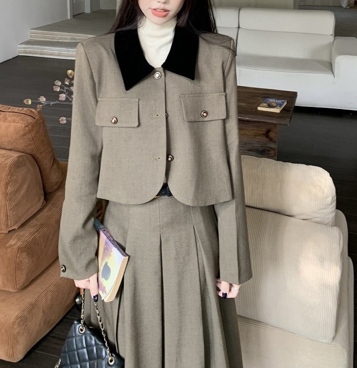 더블제이 S M L 사이즈 세트 상품 Fw 신상 위크 투피스 Set 블랙 숏 카라 버튼 크롭 포멀 핏 브라운 자켓 하이웨스트 허리 벨트 포함 핀 턱 플리츠 롱 스커트