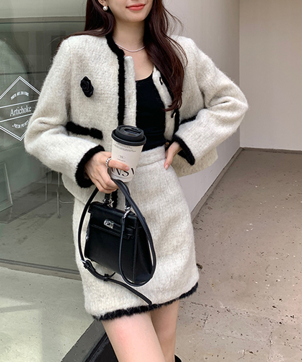 자켓 미니스커트 투피스 라운드넥 긴팔 인조털 페이크퍼 배색라인 플라워 싱글버튼 앞포켓 And 하이웨스트 H라인 일자 미니스커트 세트 겨울 스커트 상하세트 정장 수트 셋업