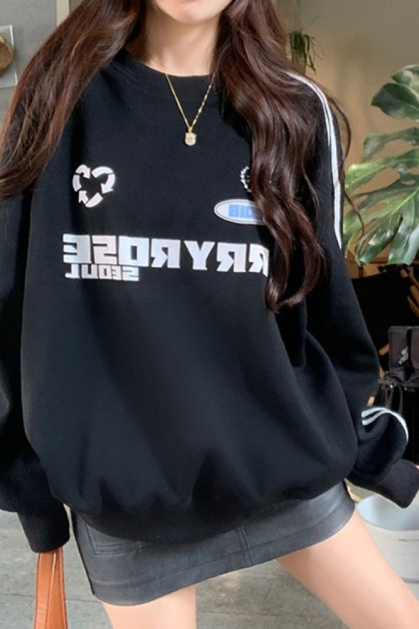 핑크프릴 Set 알파벳 레터링 라운드넥 스트라이프 긴팔 오버핏 기모 맨투맨 티셔츠 인조 가죽 미니스커트 투피스 셋업