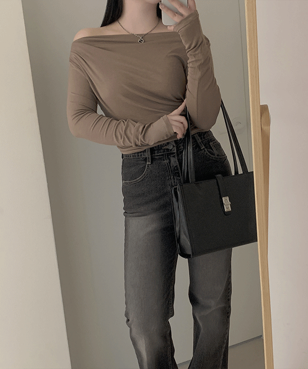 #11427, 보트넥 은근섹시 오프숄더 셔링 긴팔t : 5color