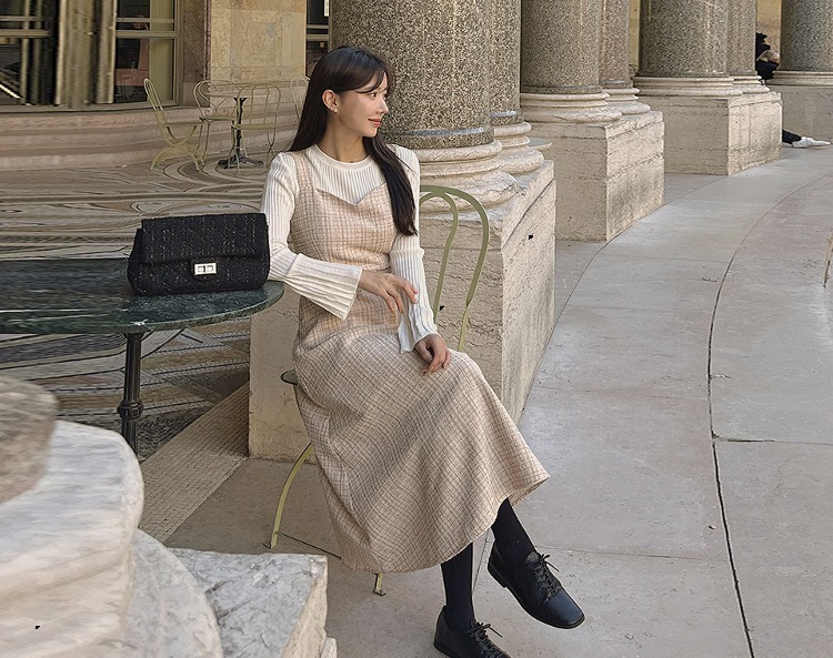 리리앤코 트위릴라 트위드 뷔스티에 벨트 롱 원피스 가을 겨울 신상 가을원피스 롱원피스 트위드원피스 하객룩 격식룩 페미닌 하객원피스 격식원피스 고급스러운 여성스러운 단정한