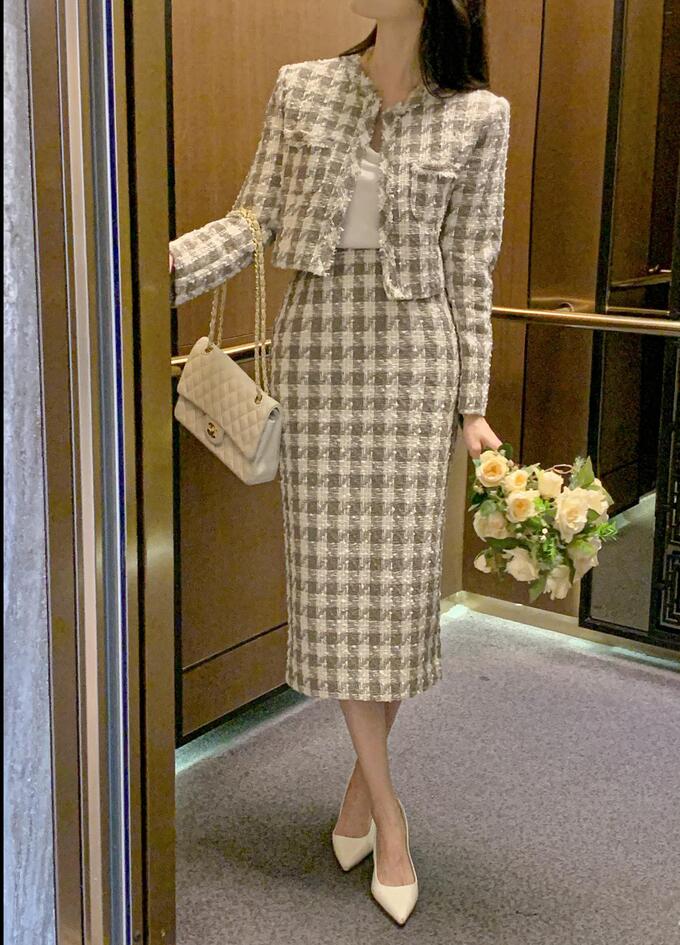 테프니 체크 배색 트위드 라운드넥 수술 어깨패드 긴팔 크롭 자켓 하이웨스트 H라인 뒷트임 롱 스커트 하객룩 연말룩 투피스 세트