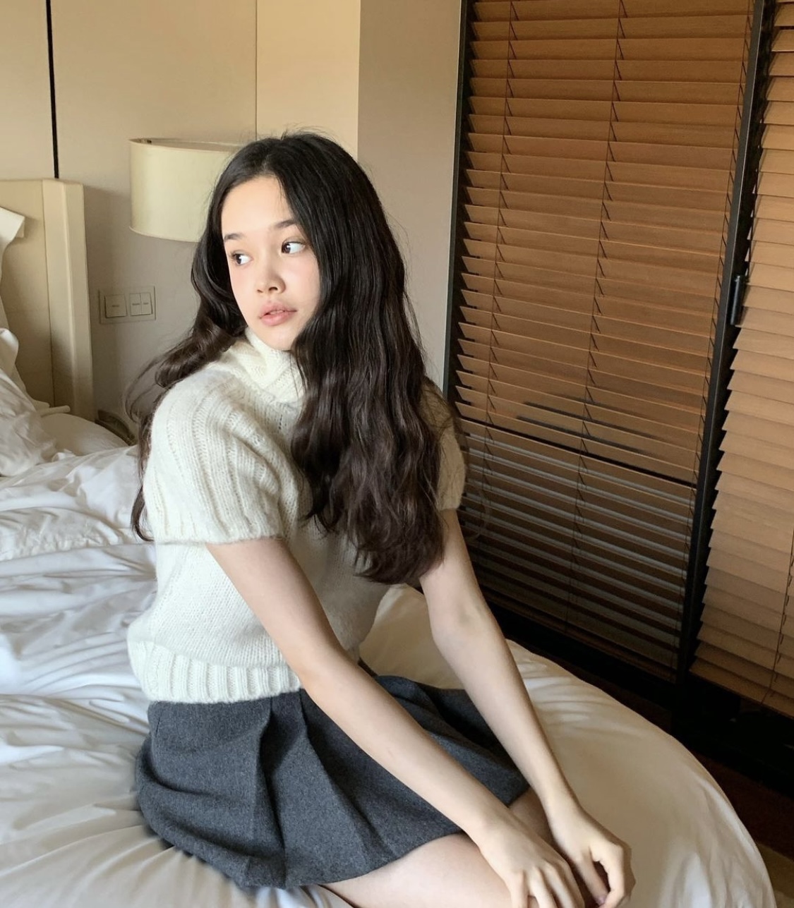 인어로브 (아이당일) riette 리에뜨 소르베 니트 (3color) 터틀넥 목폴라 반팔 니트 알파카 여성니트