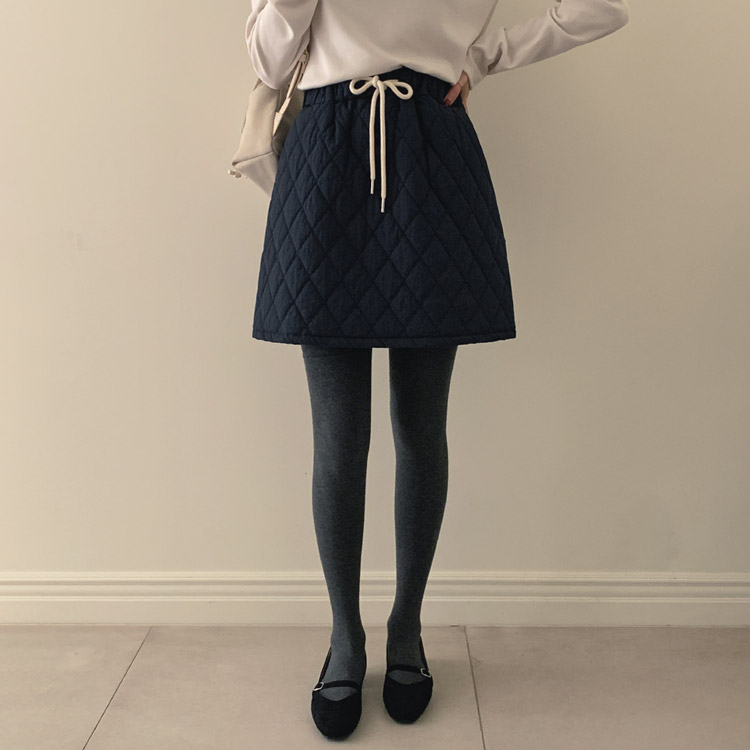 어나더트위 패딩스커트 Tsk0530 라세라 퀼팅 패딩 미니 스커트패딩치마패딩스커트밴딩스커트밴딩치마퀄팅스커트간절기스커트숏스커트데이트룩