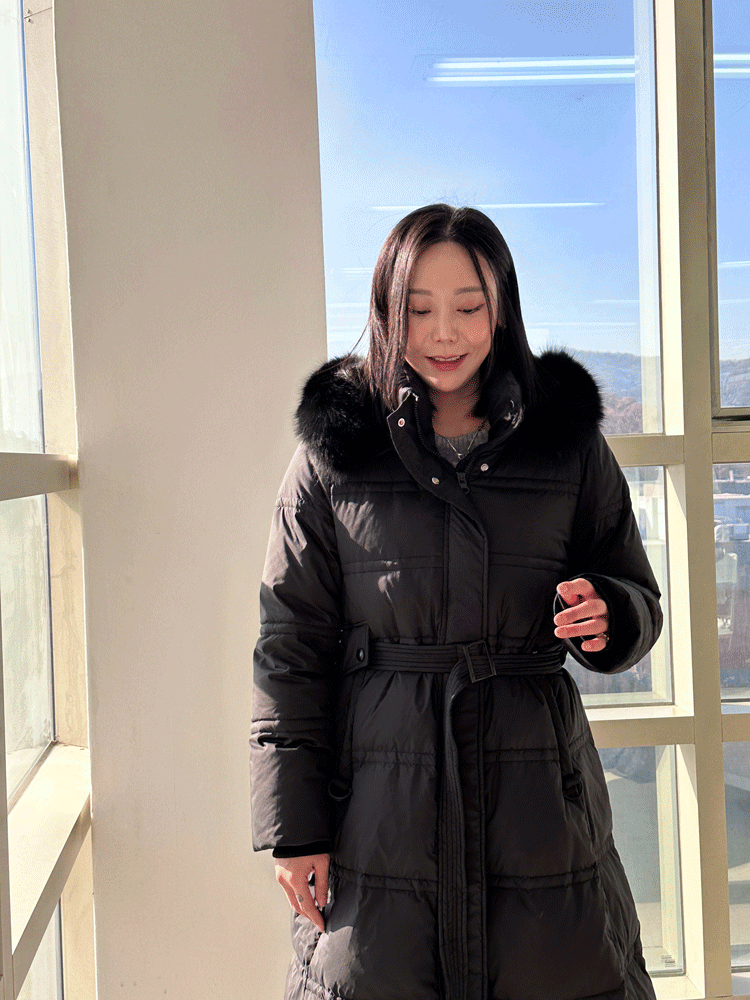 앙빼더데이 916 리얼폭스 퍼 구스다운 벨트 후드 슬림 롱패딩[1color]