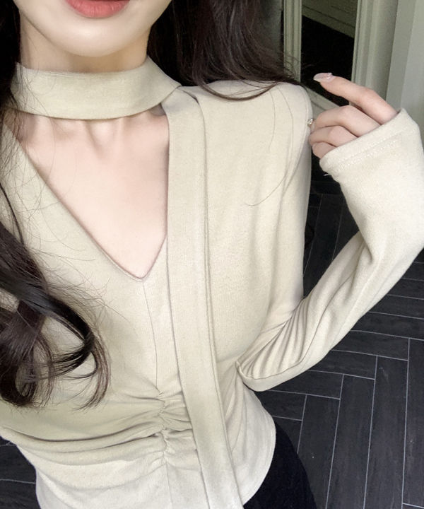 ★머플러 포함★ 브이넥 셔링 피치 티셔츠 브이넥 어깨패드 손등덮는 긴소매 단색 솔리드 무지 브러쉬 슬림핏 티셔츠 여성스러운 우아한 여친 데이트룩 결혼식 하객룩 모임룩