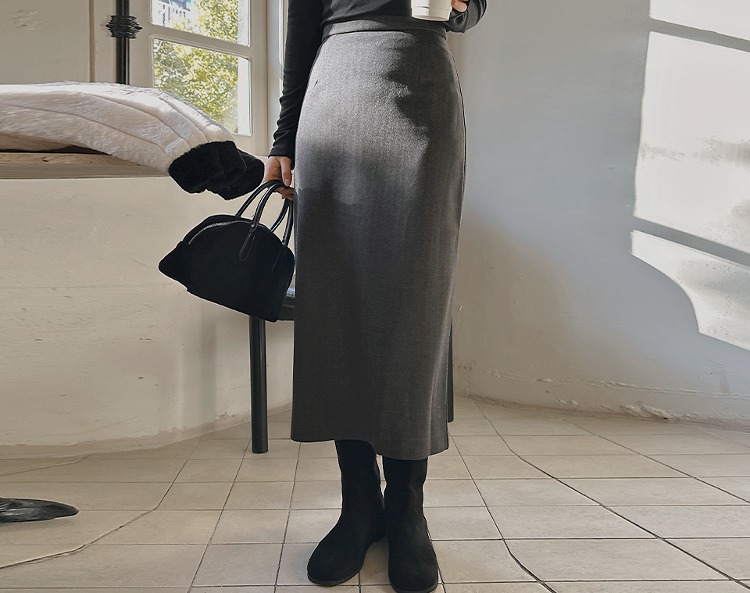 리리앤코 르베턴 기모 뒷트임 H라인 롱 스커트 겨울 신상 데일리룩 데이트룩 하객룩 격식룩 출근룩 오피스룩 기모스커트 겨울스커트 페미닌룩 통통녀 클래식 심플 모던 정장