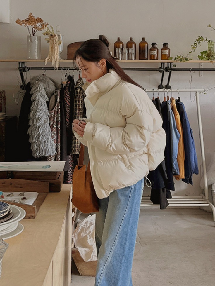 리리앤코 포니트린 웰론 스트링 숏 패딩 겨울 신상 겨울룩 데일리룩 데이트룩 여행룩 빅사이즈 출근룩 빅사이즈패딩 스트링패딩 숏패딩 웰론패딩 가벼운패딩 파스텔패딩 파스텔톤