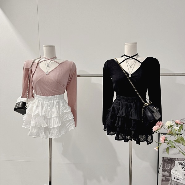 이프유마인 Y2k하이틴유니크 봄 버킨 섹시 글램 슬림 투웨이 브이넥 랩 셔링 드레이프 초커 스트랩 레이어드 이너 무지 골지 크롭 긴팔 티셔츠 3color