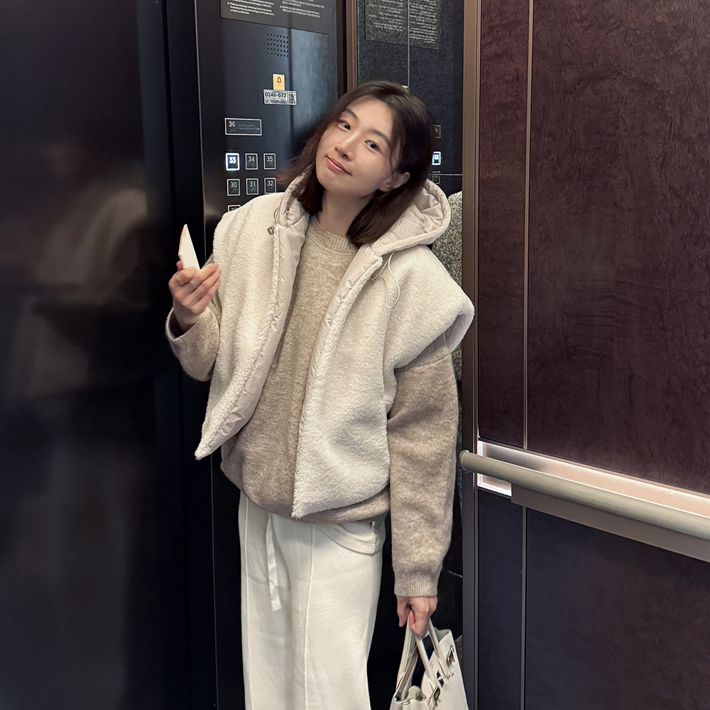 [GC MADE] 뽀글배색후드패딩조끼(웰론100%)