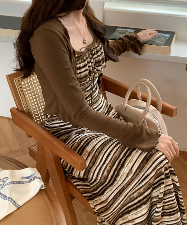 포앤바이앤 오늘출발 시즌오프 세일 브라운 뷔스티에 가디건 세트 끈나시 스트랩 리본 스트라이프 줄무늬 하이웨스트 A라인 니트 롱원피스 And 벨소매 단색 무지