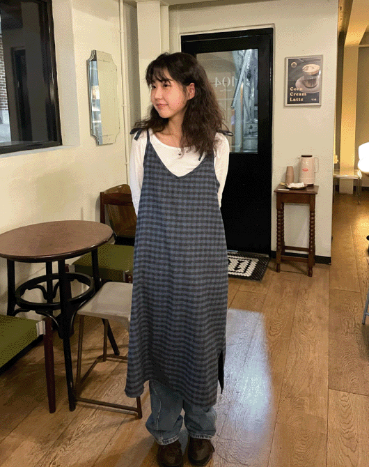 솔꾸 *소량가능*델루나 v넥 체크 ops (2color)