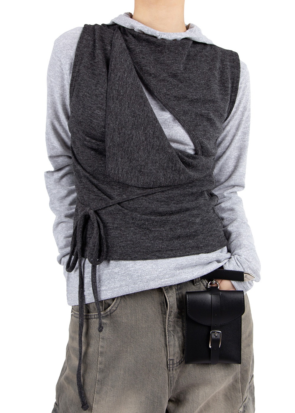 릿킴 FOLDED SLIT SLEEVELESS