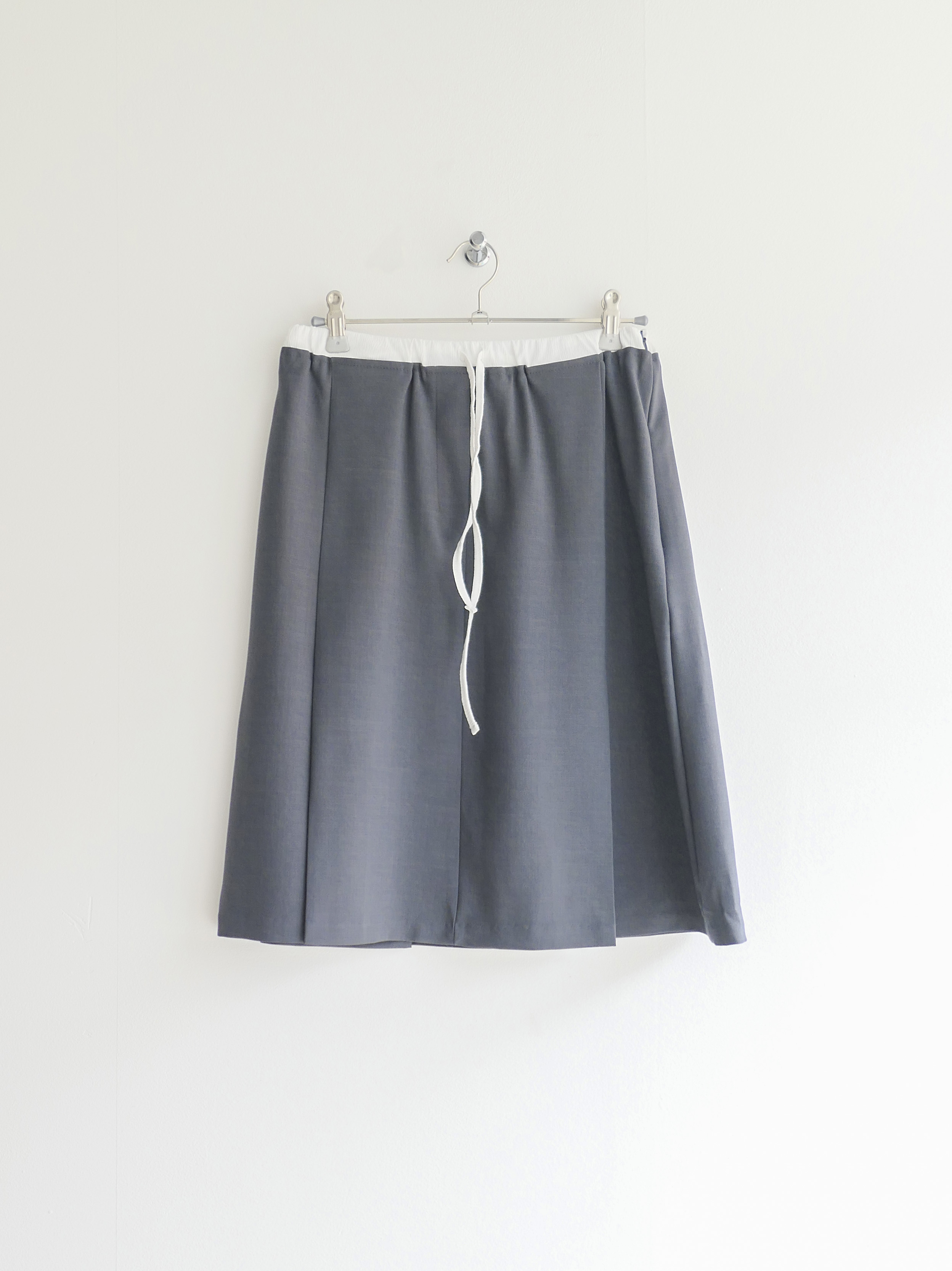 피타 레이어드 핀턱 미디 스커트 (2c)