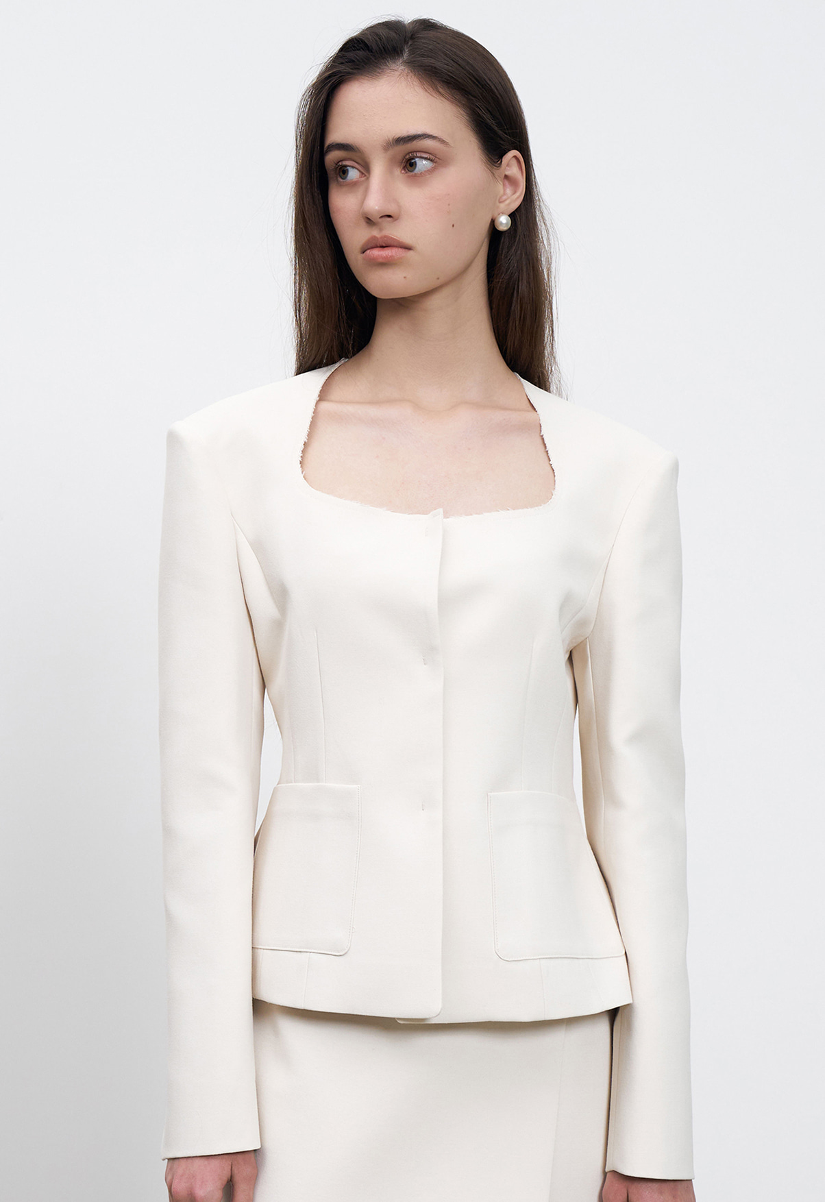 르네제이 Minimal Square Neck Jacket