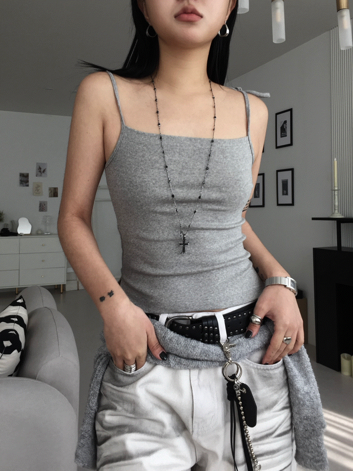 오뮤즈 Slit string sleeveless top (오뮤즈 추천)