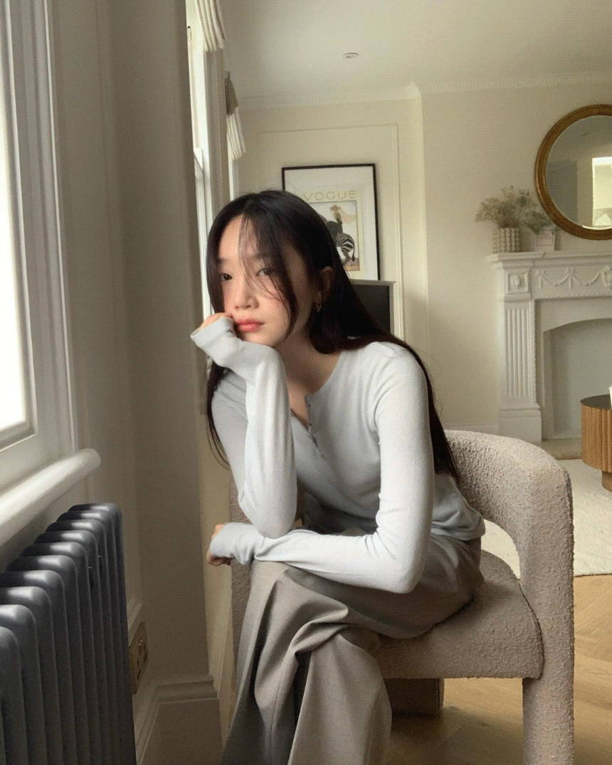 샵보애 (그레이 당일발송) Jinsim 진심 밀키 버튼 티셔츠 코튼 텐셀 봄 이너 헨리넥 긴팔 tee (6col)