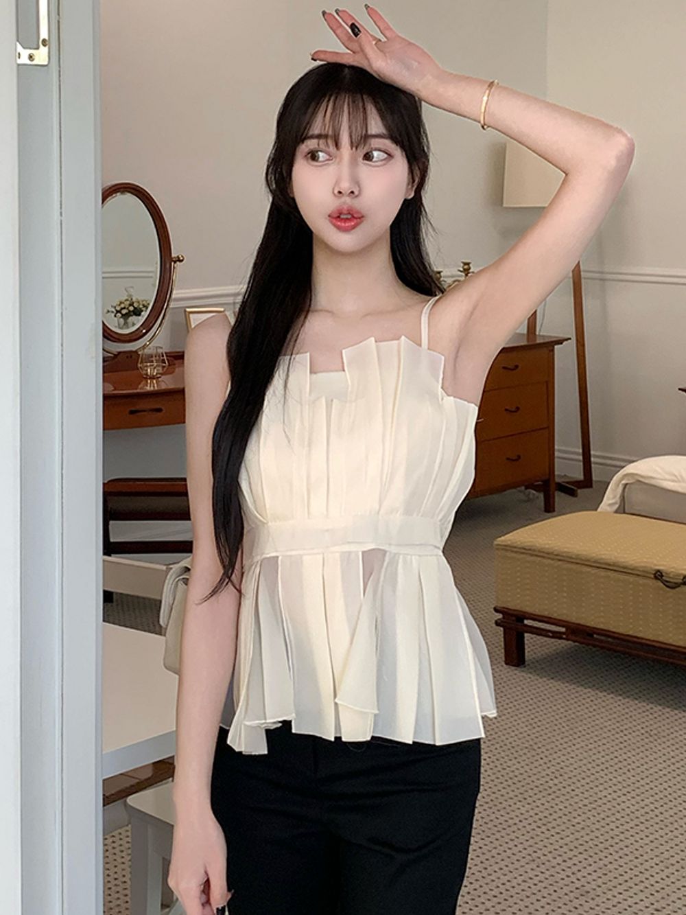 루미에르 신상맛집💕 튤립 나시 블라우스 나시블라우스 프릴블라우스 타이블라우스 쉬폰블라우스 퍼프블라우스 언발 셔링블라우스 반팔블라우스 여행 여행원피스 휴양지 비치원피스