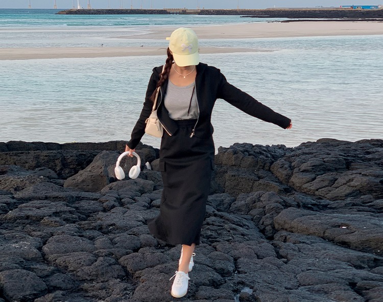 리리앤코 글로븐 후드 투웨이 카고 밴딩 투피스 세트 봄 신상 데일리룩 트레이닝복 트레이닝세트 카고스커트 꾸안꾸 편안한 롱스커트 후드집업 투피스 밴딩스커트 크롭 셋업