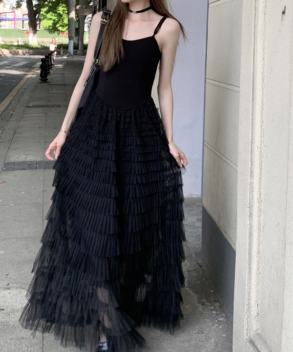 포앤바이앤 캉캉 티어드 샤 스커트 끈나시 블랙 뷔스티에 원피스 여름 분위기있는 심플 유니크 힙한 섹시 드레스 긴원피스 레이어드