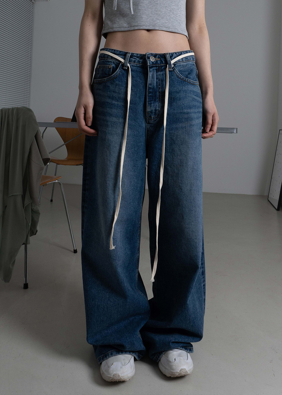 우화 STRING CURVED JEAN